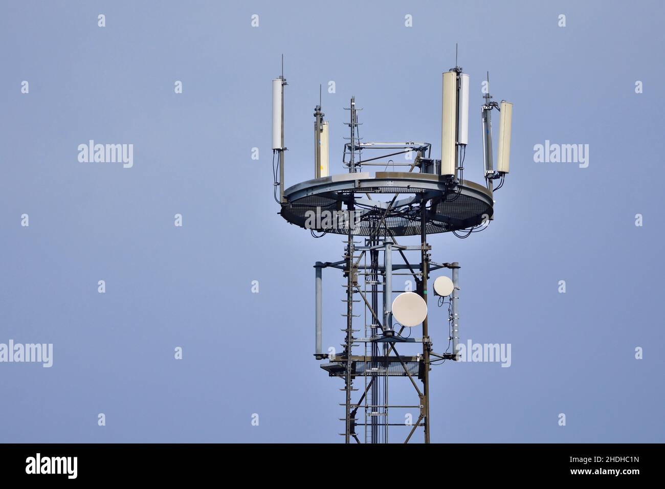 radio mast , transmitter, radio masts, transmitters Stock Photo - Alamy