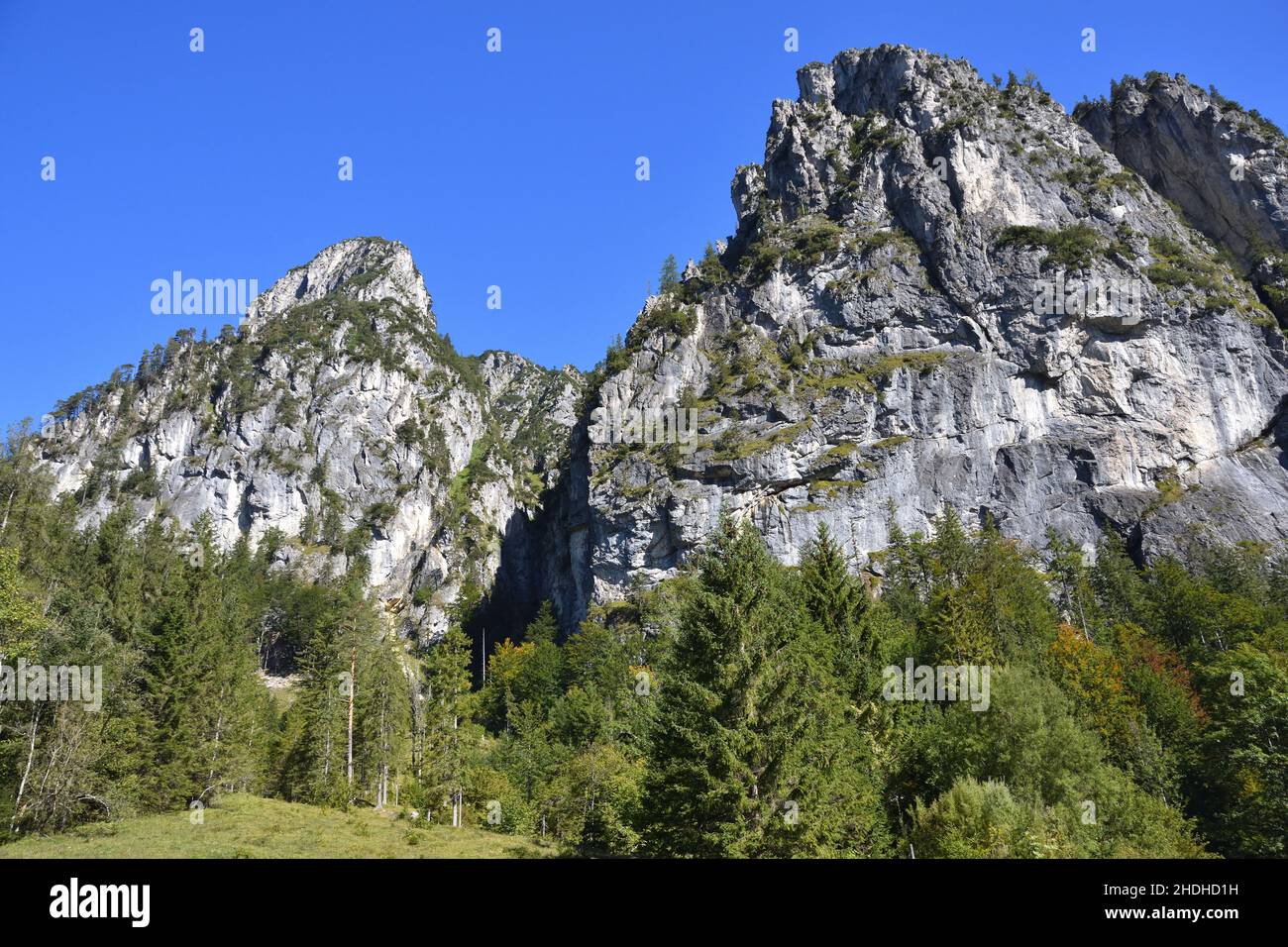 Limestone ranges hi-res stock photography and images - Alamy