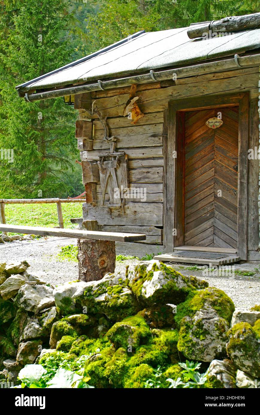 cabin, mountain lodge, bothy, cabins, mountain lodges, bothies, refuge ...