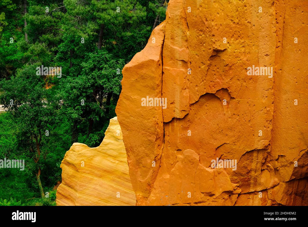 ocher rock, ockerfelsens Stock Photo - Alamy