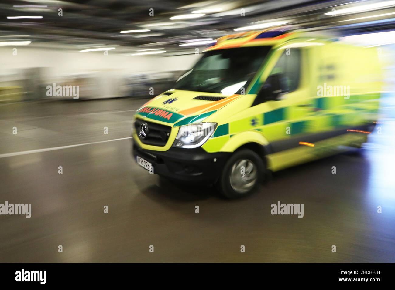 Arriving ambulance to the emergency room at Linköping University ...