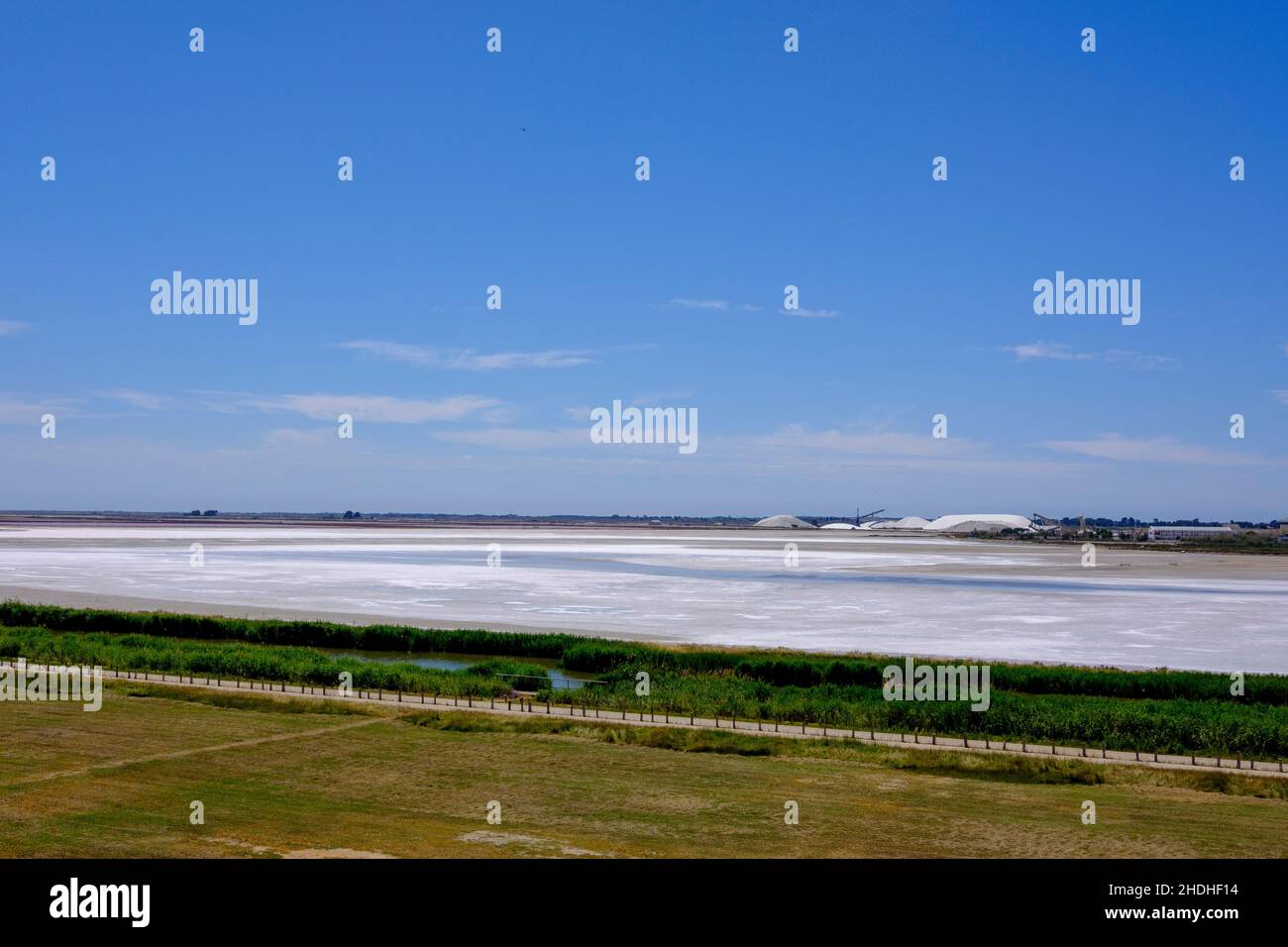 Aigues mortes salines hi-res stock photography and images - Alamy