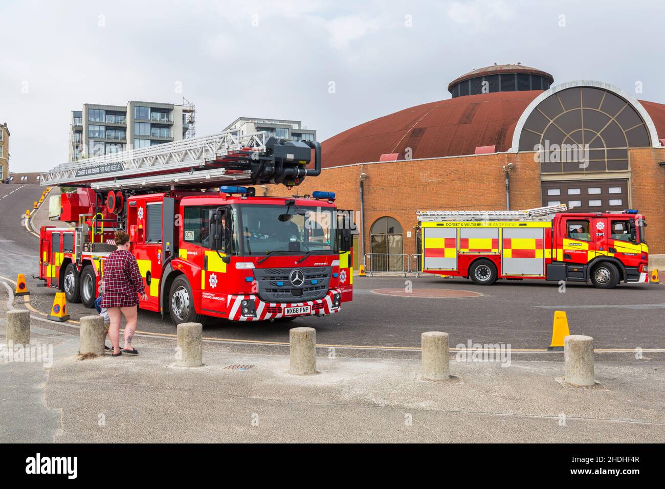 Mercedes benz econic fire engine hi-res stock photography and images ...