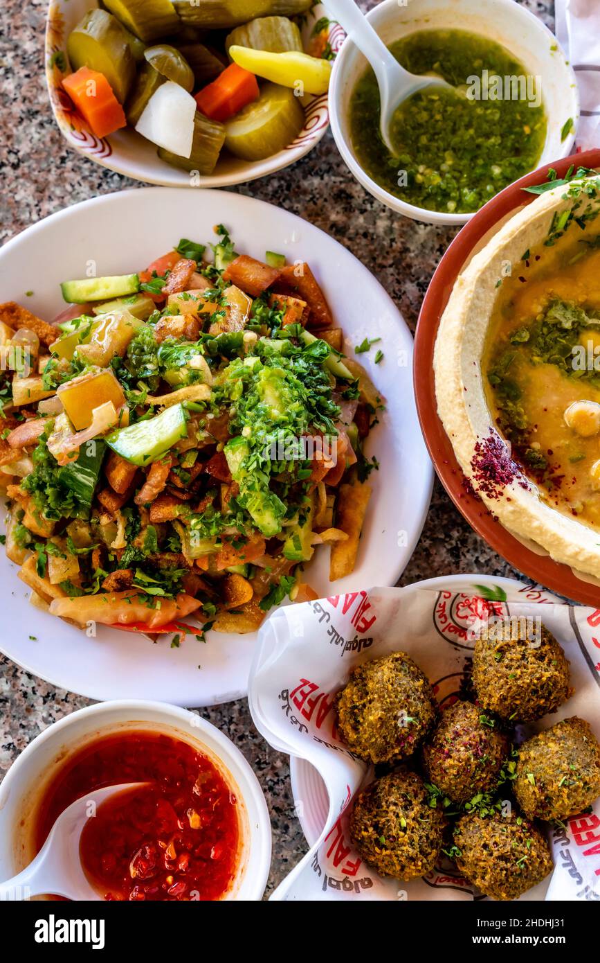 Jordan traditional dishes hi-res stock photography and images - Alamy