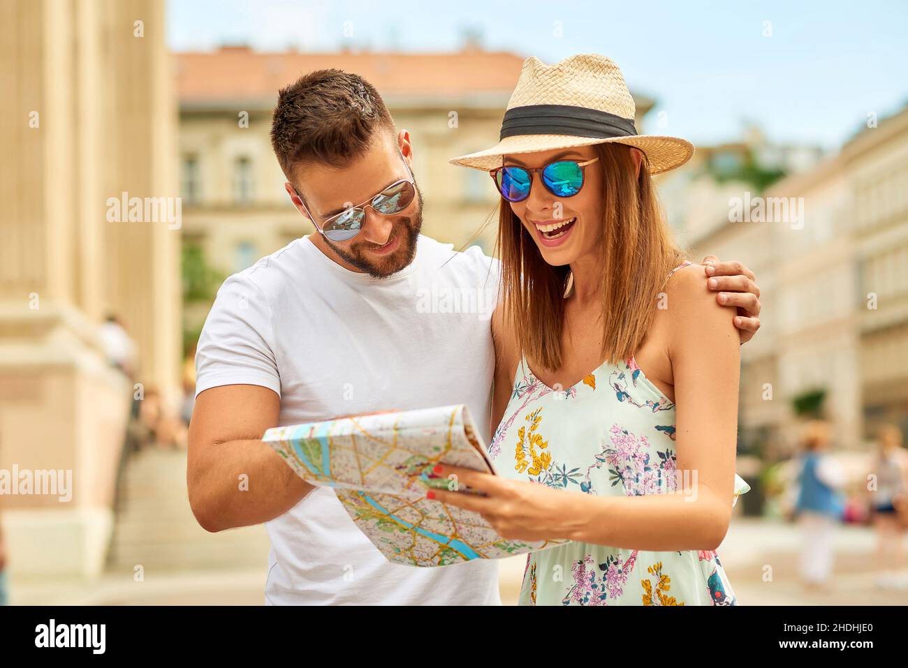 city trip, reading, city map, city trips, read, reading a book, reading ...