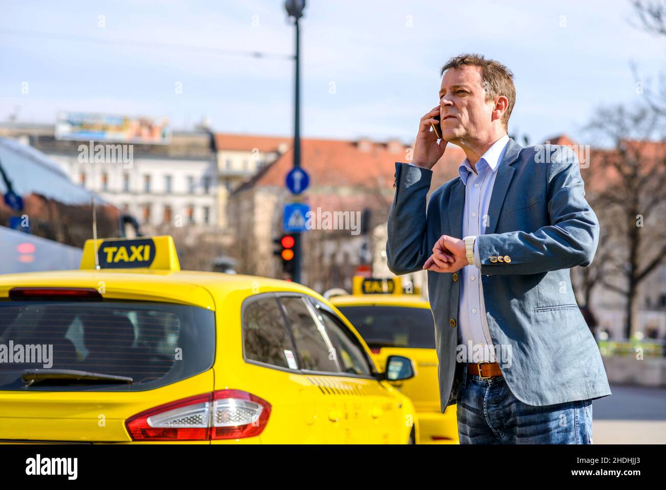 businessman, on the move, taxi, time pressure, boss, businessmen ...