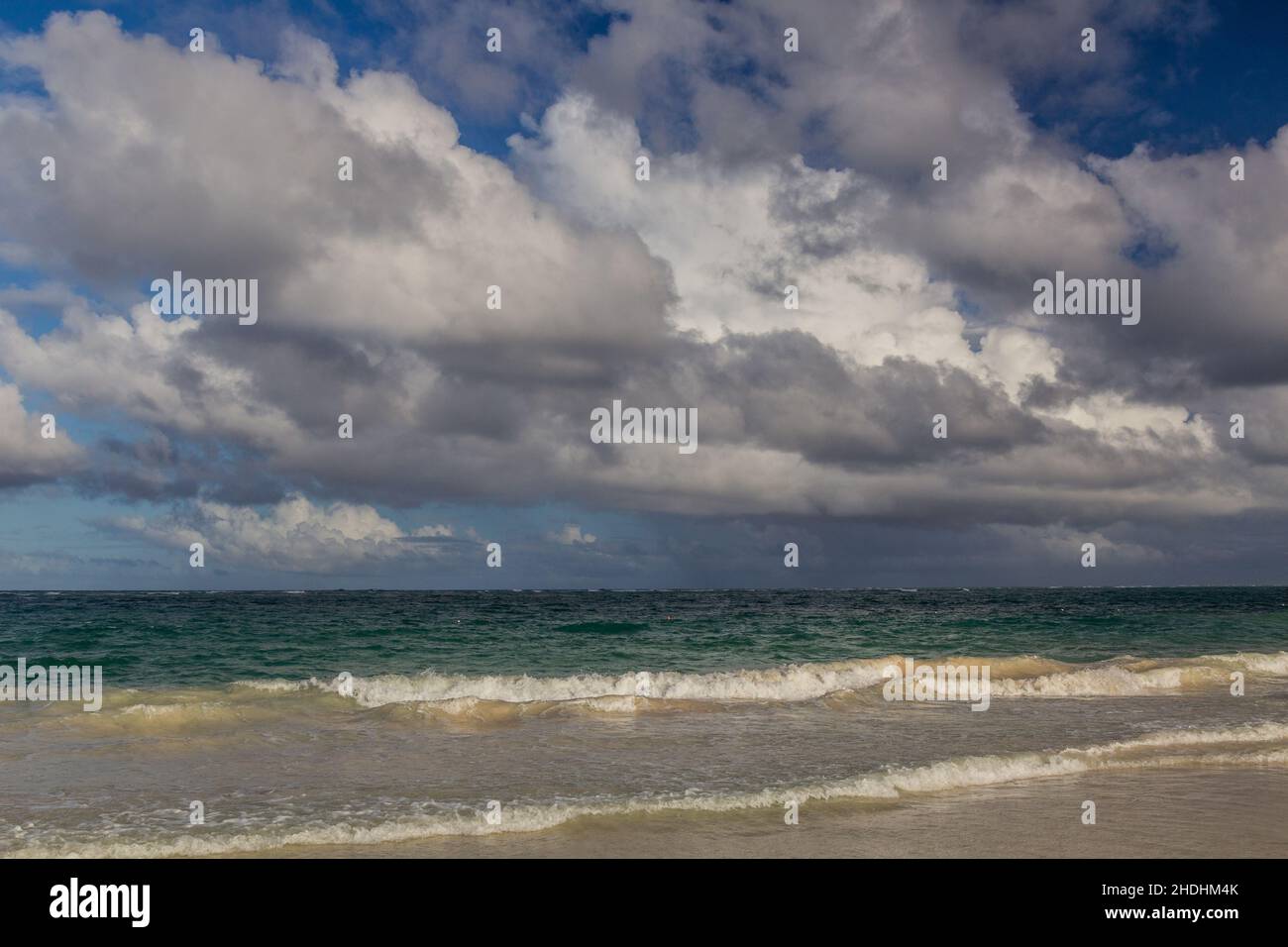 Bavaro beach dramatic hi-res stock photography and images - Alamy