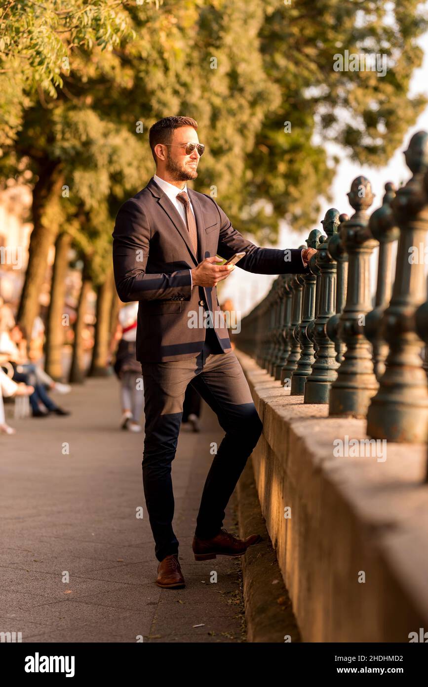 businessman, sunglasses, smart phone, boss, businessmen, executive ...