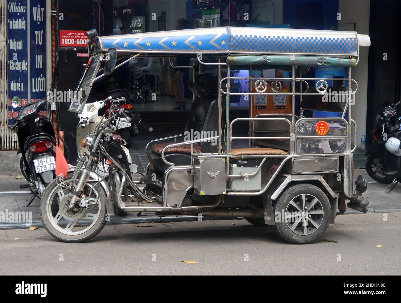 rickshaw, jinrikisha, rickshaws, jinrikishas Stock Photo - Alamy