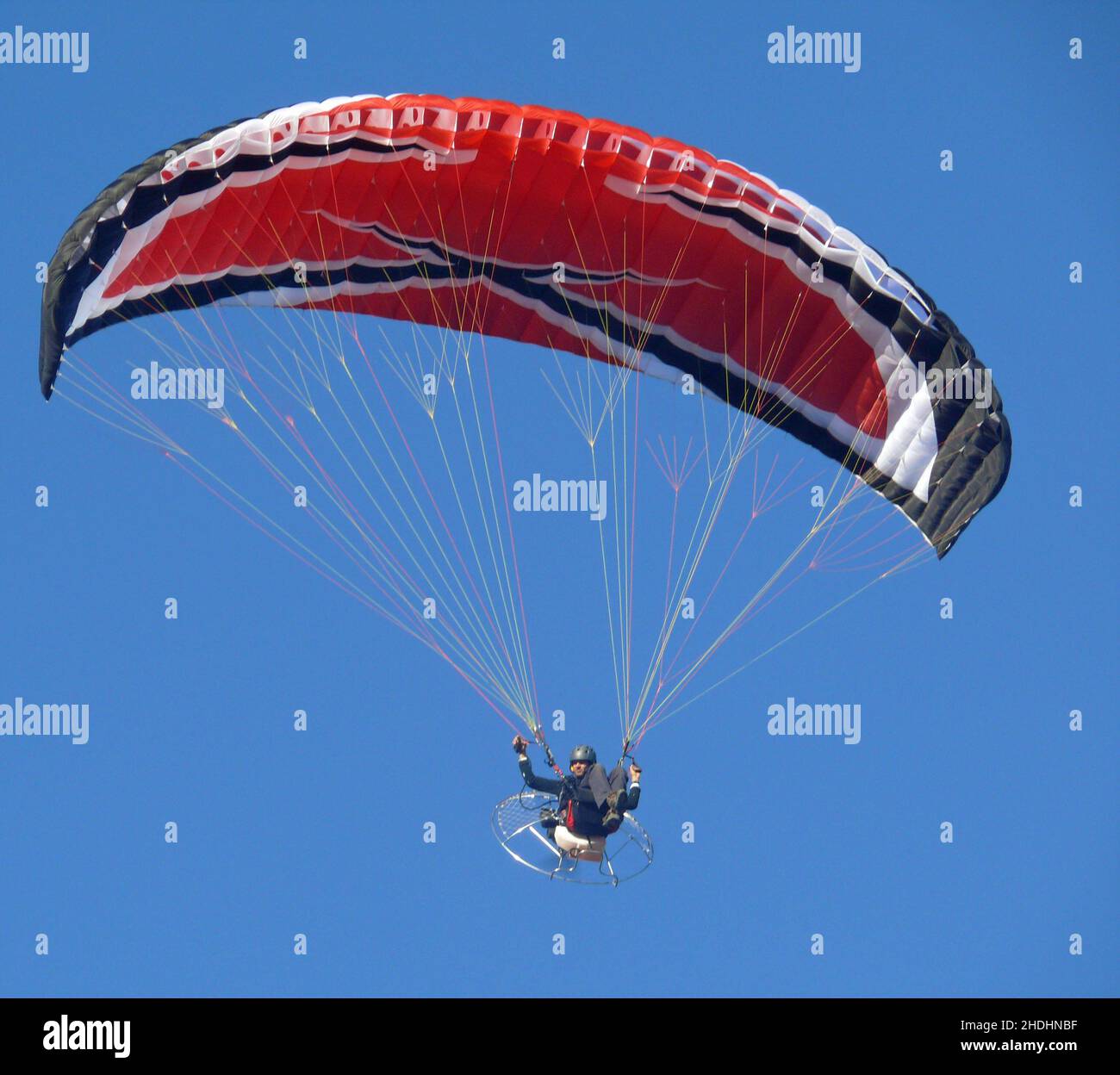 Paramotors hi-res stock photography and images - Alamy