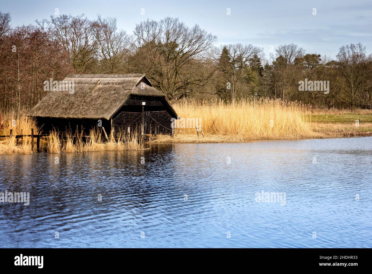 boathouse, thatch roof, boathouses, thatch roofs Stock Photo - Alamy
