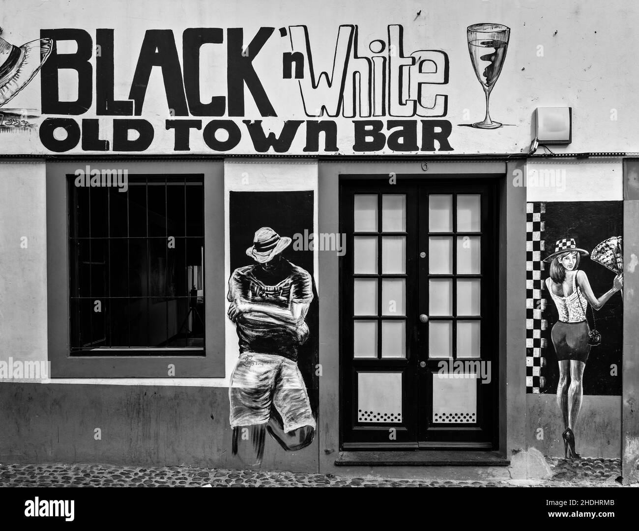 bar counter, graffiti, streetart, bar counters, graffitis, streetarts ...