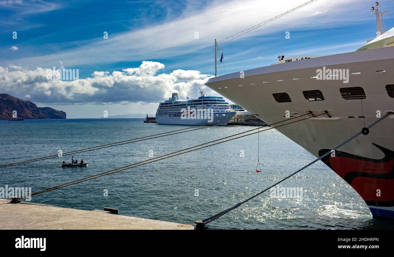 cruise ship, cruise, madeira, cruise ships, cruises, madeiras Stock ...