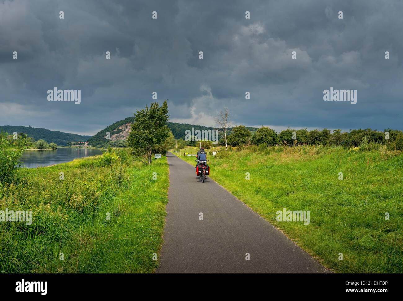 Elbe bike route hi-res stock photography and images - Alamy