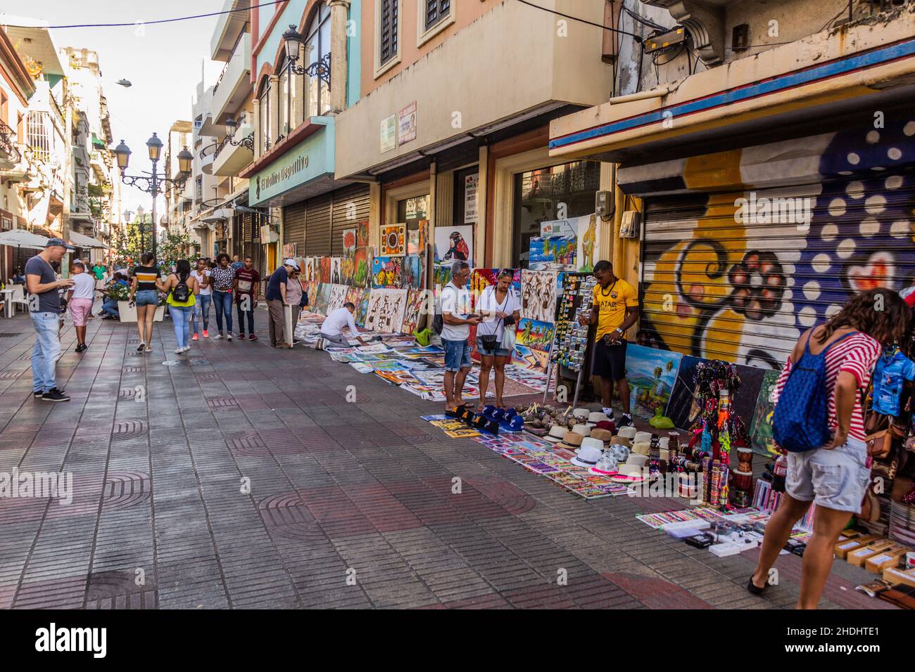 SANTO DOMINGO, DOMINICAN REPUBLIC - DECEMBER 2, 2018: Souvenir shop ...