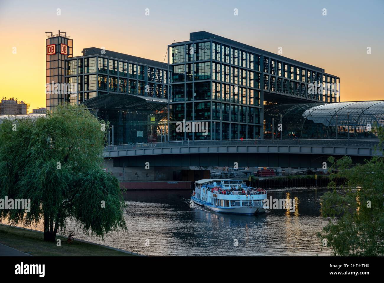 berlin, main station, main stations Stock Photo - Alamy