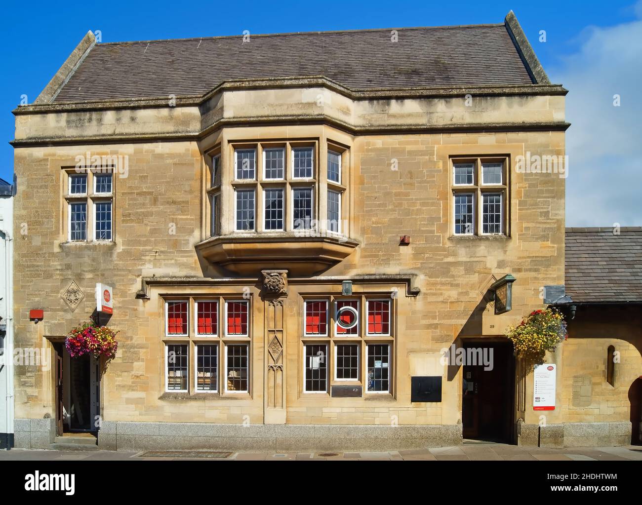 UK, Somerset, Glastonbury, High Street, Post Office Stock Photo - Alamy