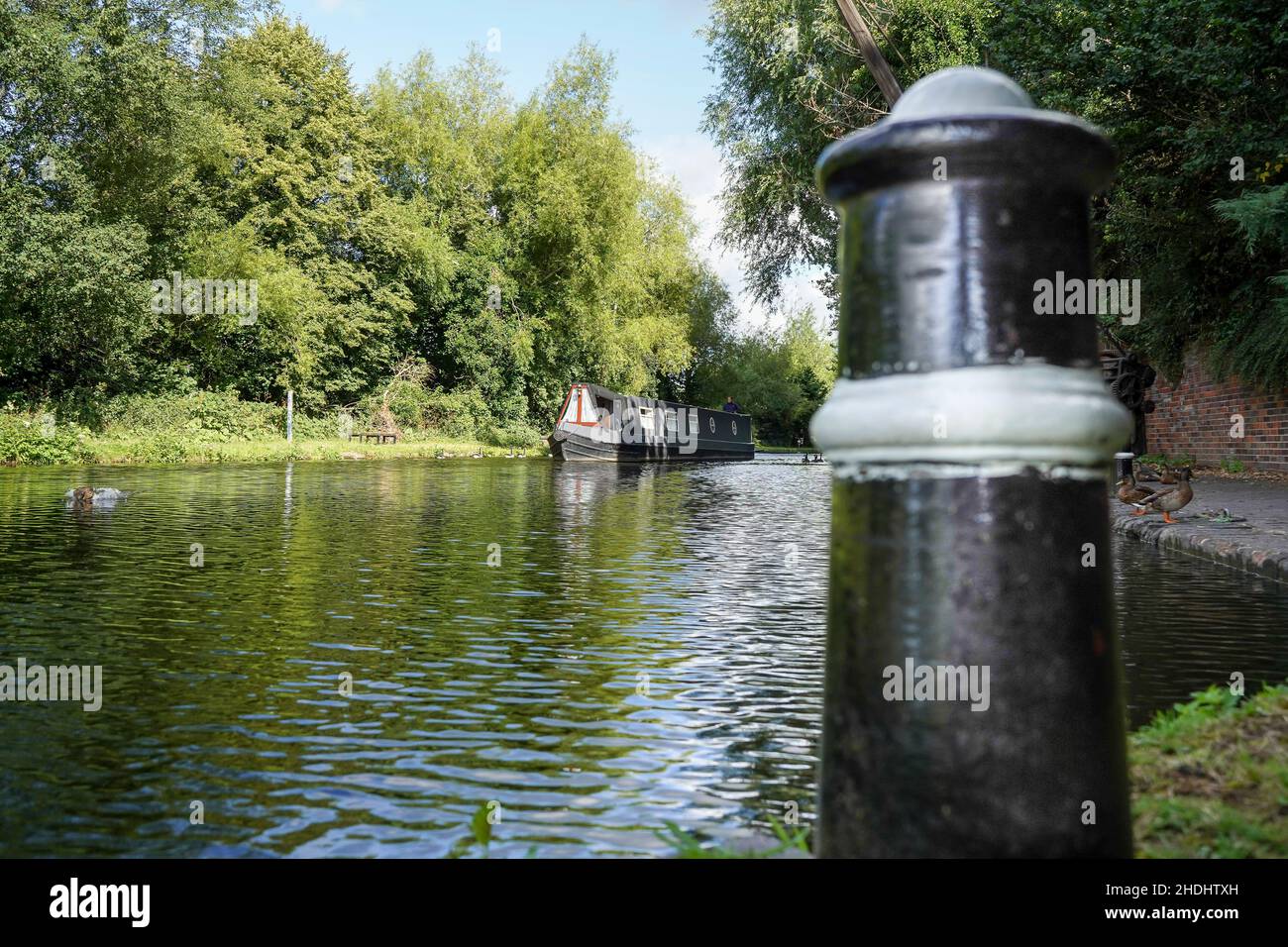 Isolated mooring hi-res stock photography and images - Alamy