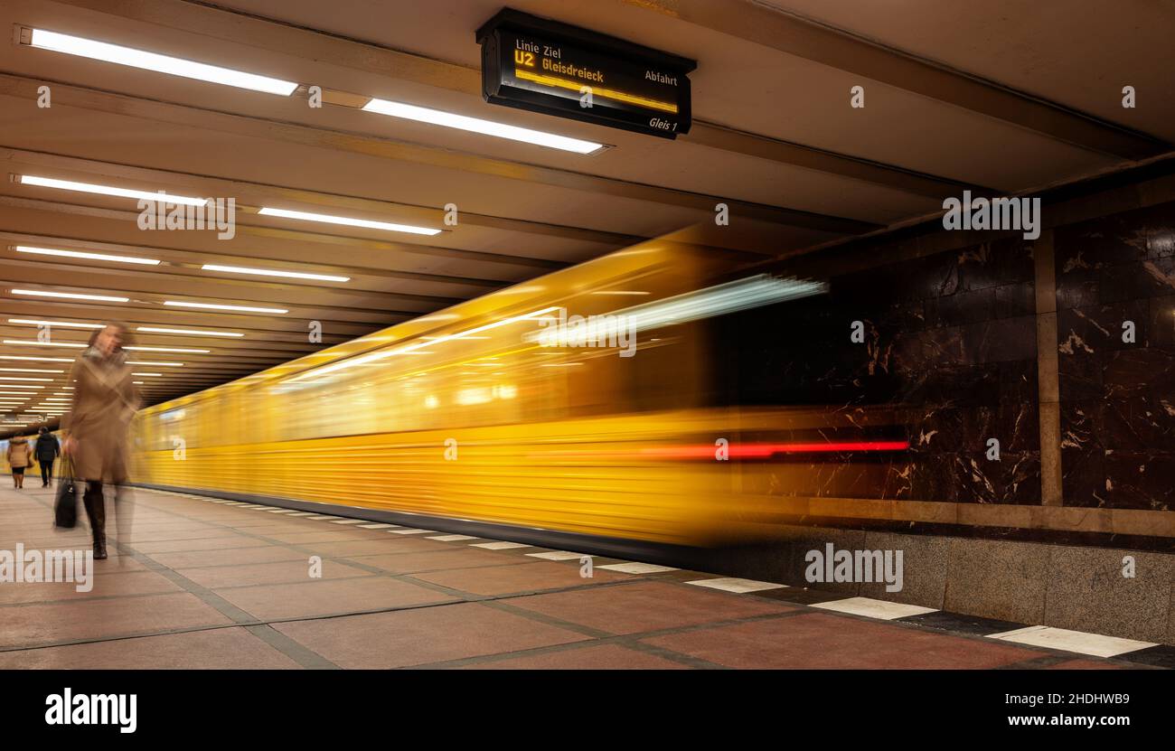 subway train, platform, u2, track triangular, subway trains, platforms ...