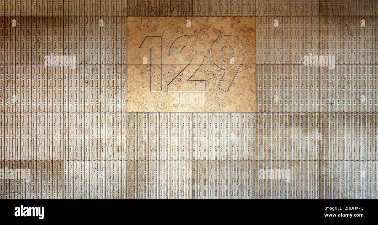 One hundred and twenty hi-res stock photography and images - Alamy