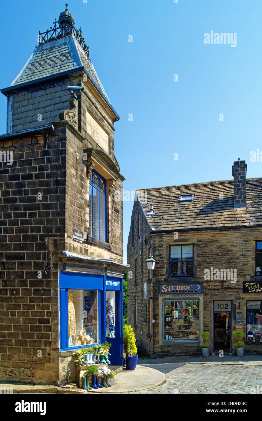 Spring haworth yorkshire england hi-res stock photography and images ...