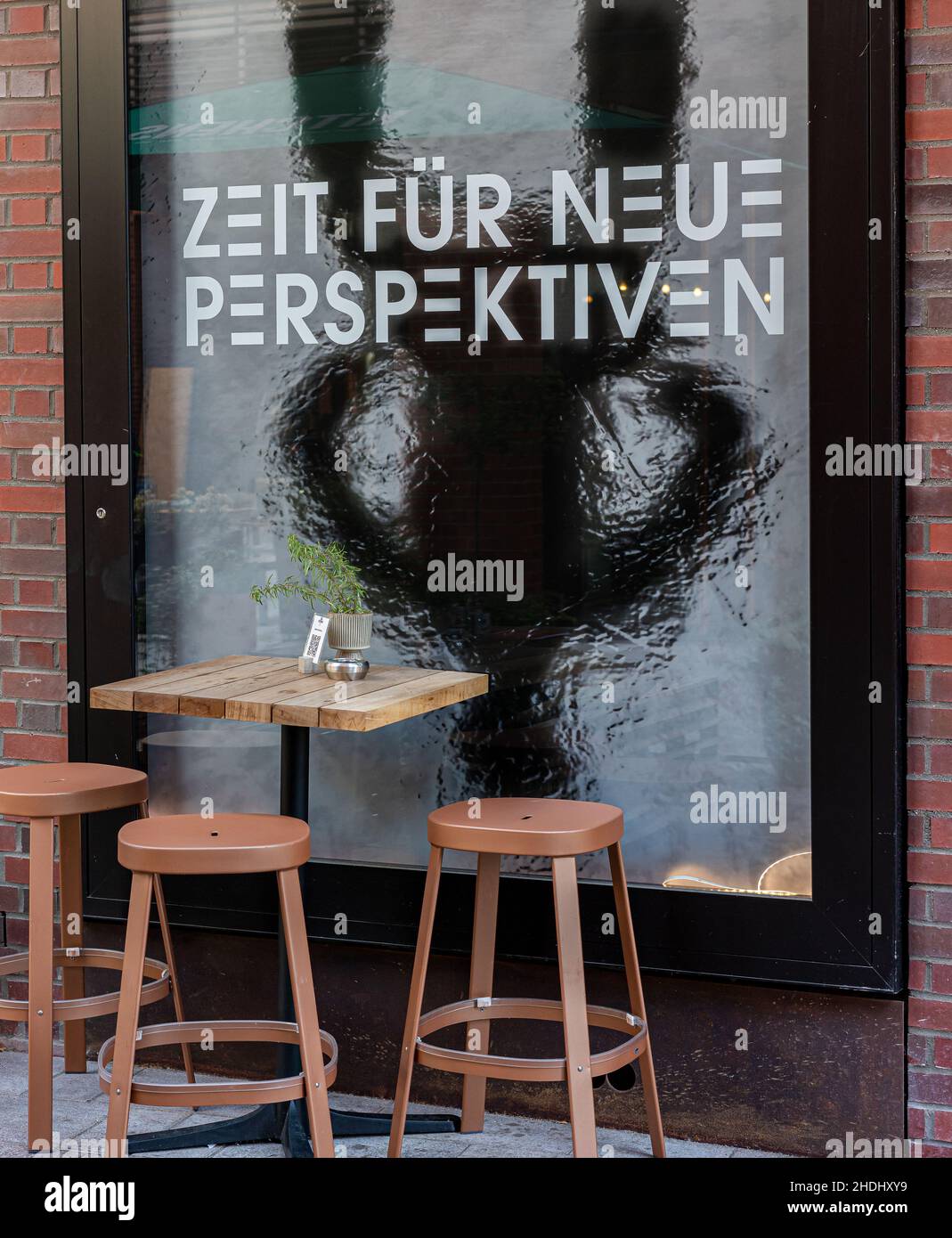 New perspectives hi-res stock photography and images - Alamy