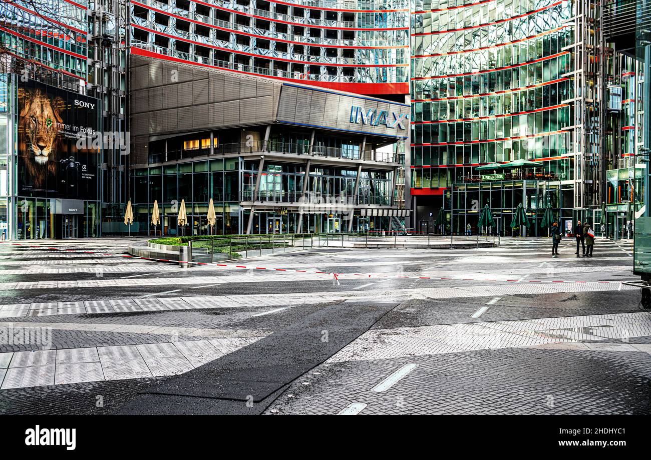 Sony centers hi-res stock photography and images - Alamy