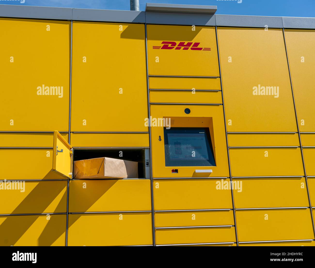parcel, dhl, parcels Stock Photo - Alamy