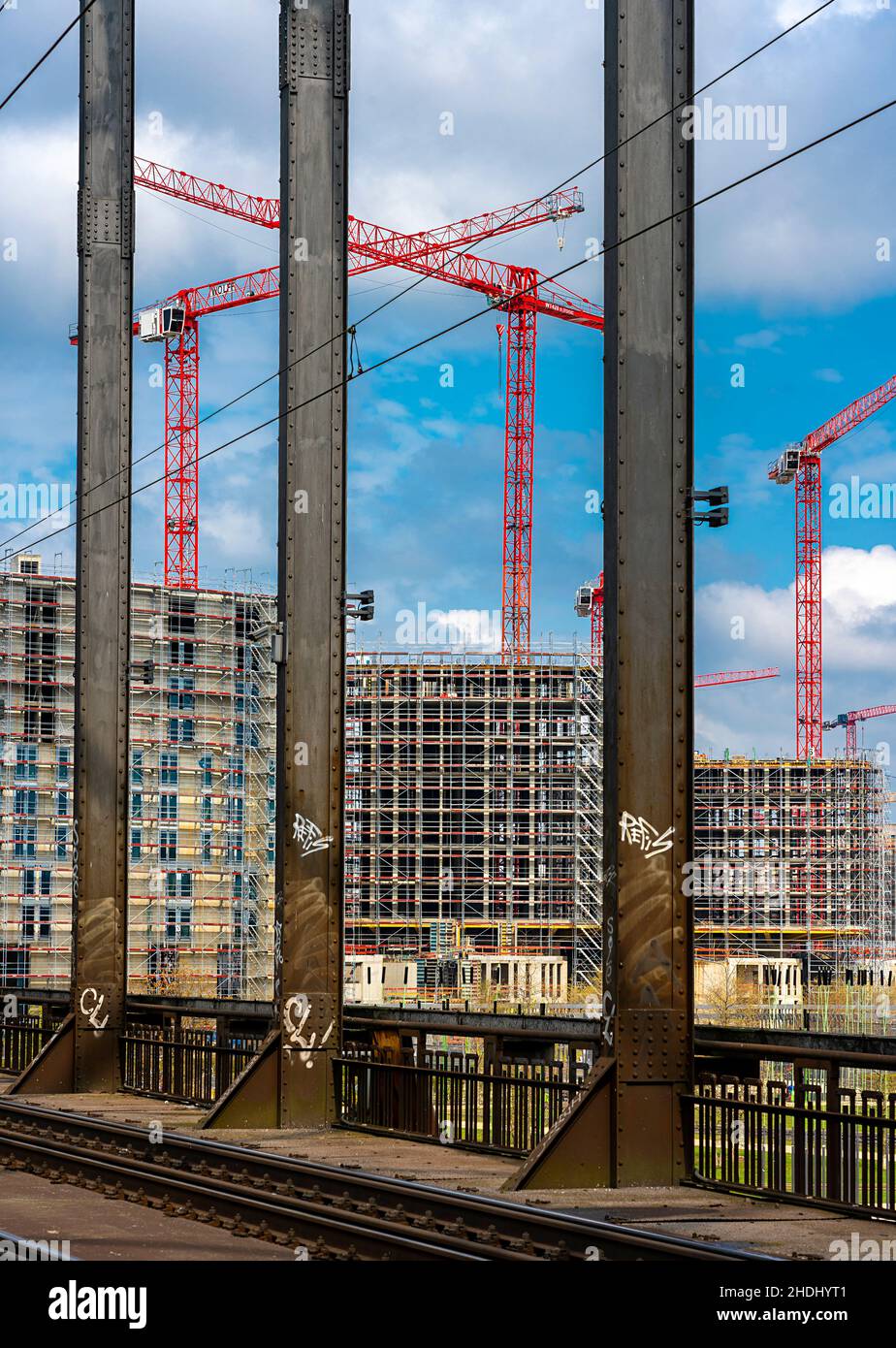 Steel superstructure hi-res stock photography and images - Alamy