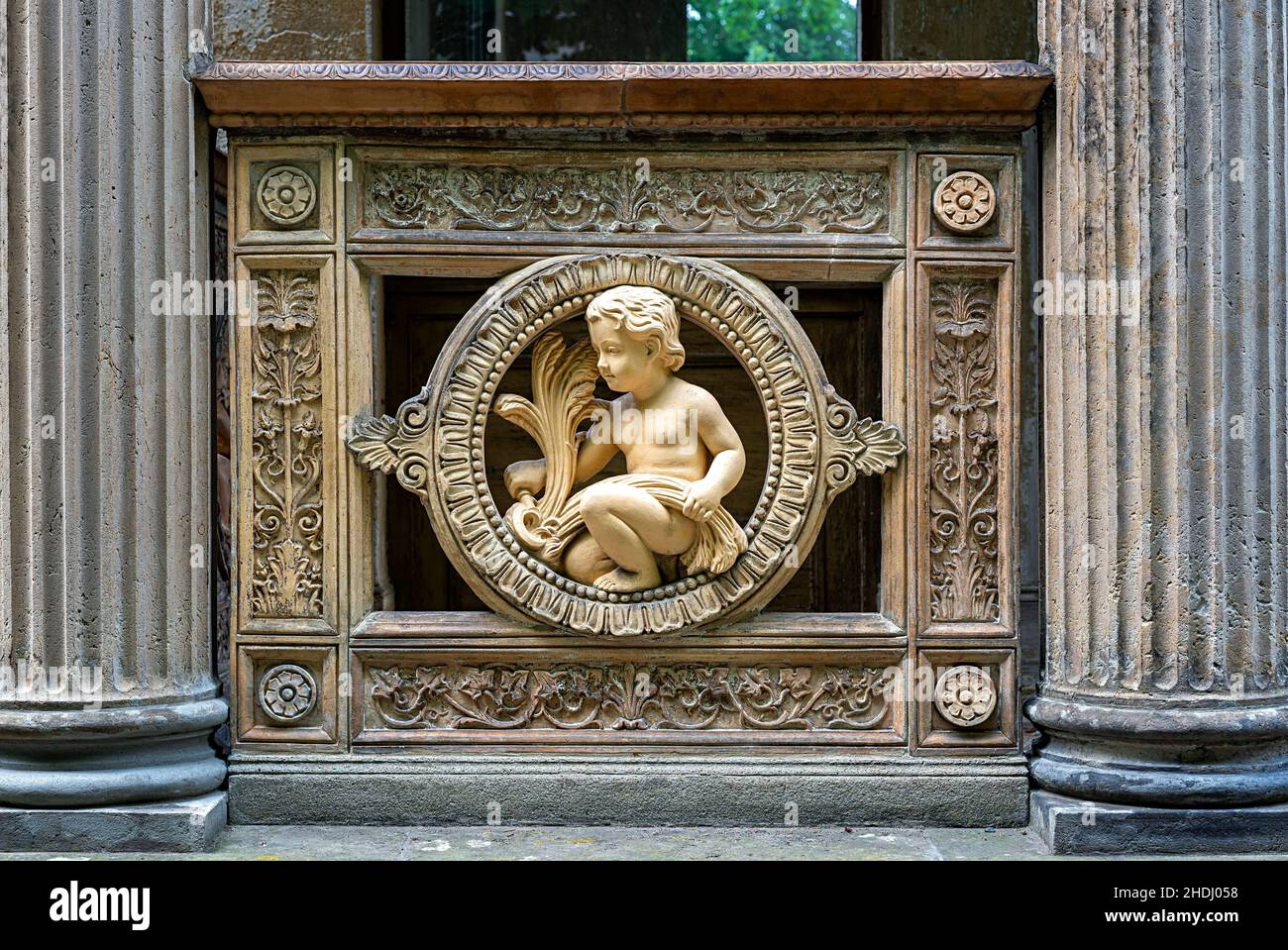 Rococo balconies hi-res stock photography and images - Alamy