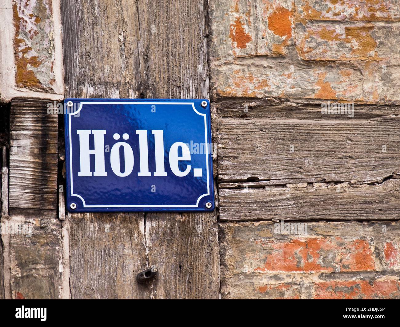 Metal plates street names hi-res stock photography and images - Alamy
