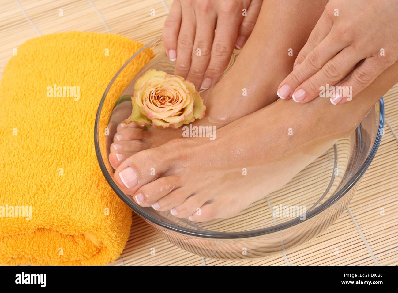 Wash foot hi-res stock photography and images - Alamy
