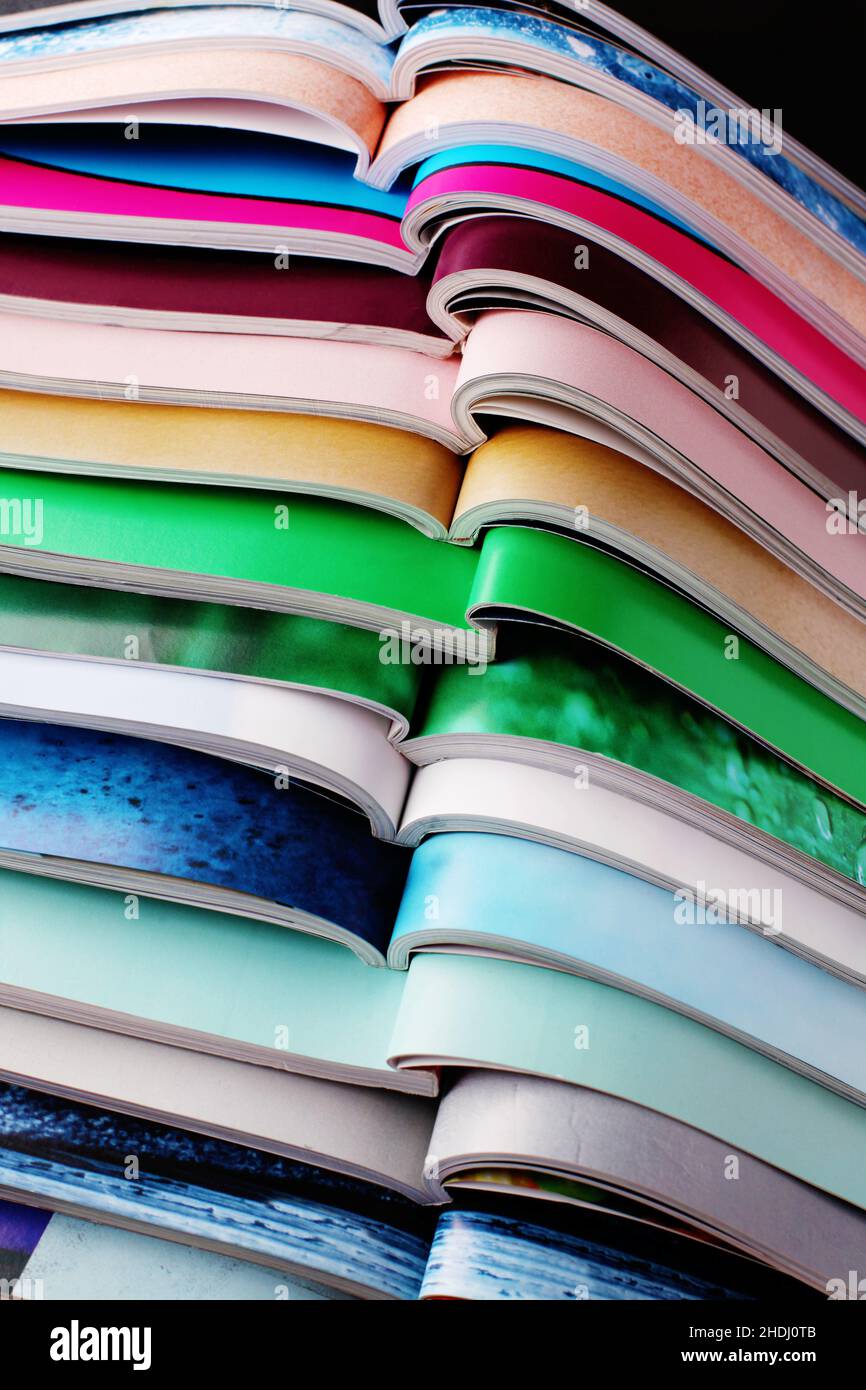 Studio magazine hi-res stock photography and images - Alamy