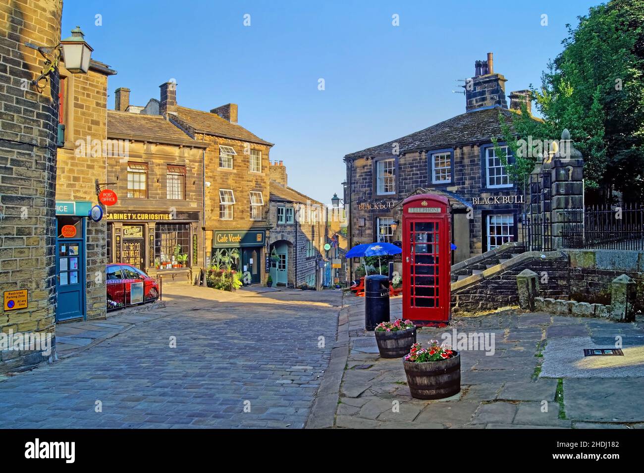 Black bull inn haworth hi-res stock photography and images - Alamy
