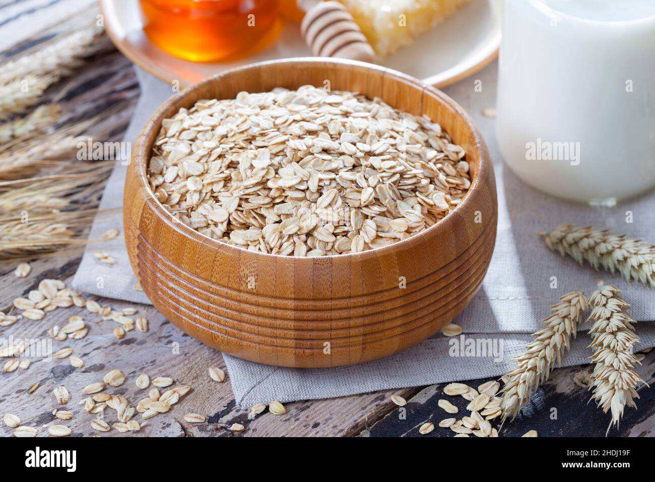 oatmeal, rolled oats, oatmeals Stock Photo - Alamy