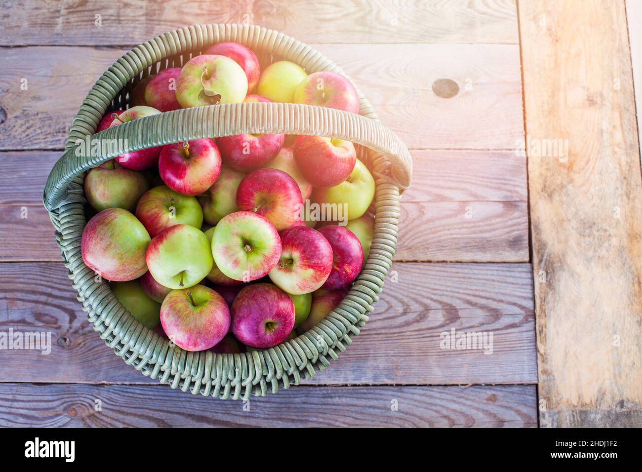 apple, apple basket, apples, baskets Stock Photo - Alamy