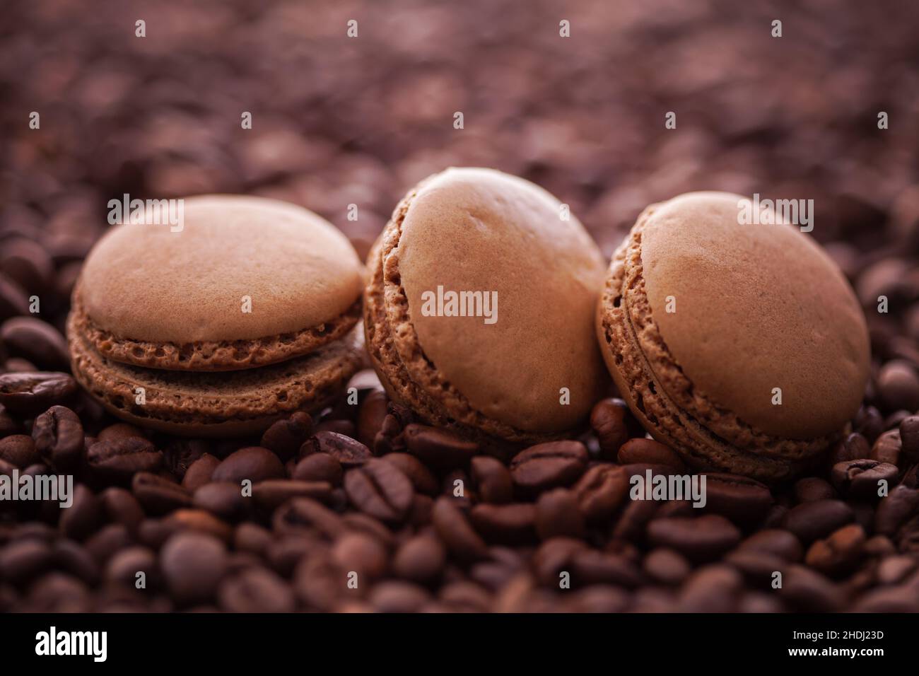 Macaron coffee foam macarons hi-res stock photography and images - Alamy