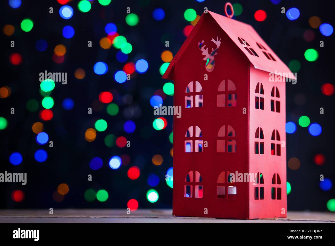 Christmas cottage hi-res stock photography and images - Alamy