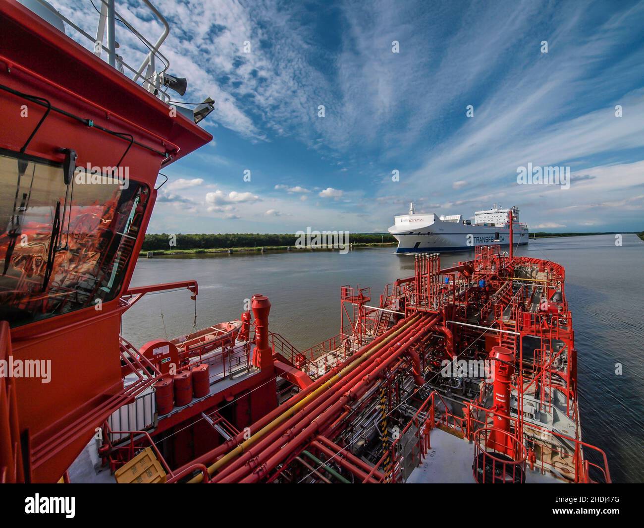 Tankers transport hi-res stock photography and images - Alamy