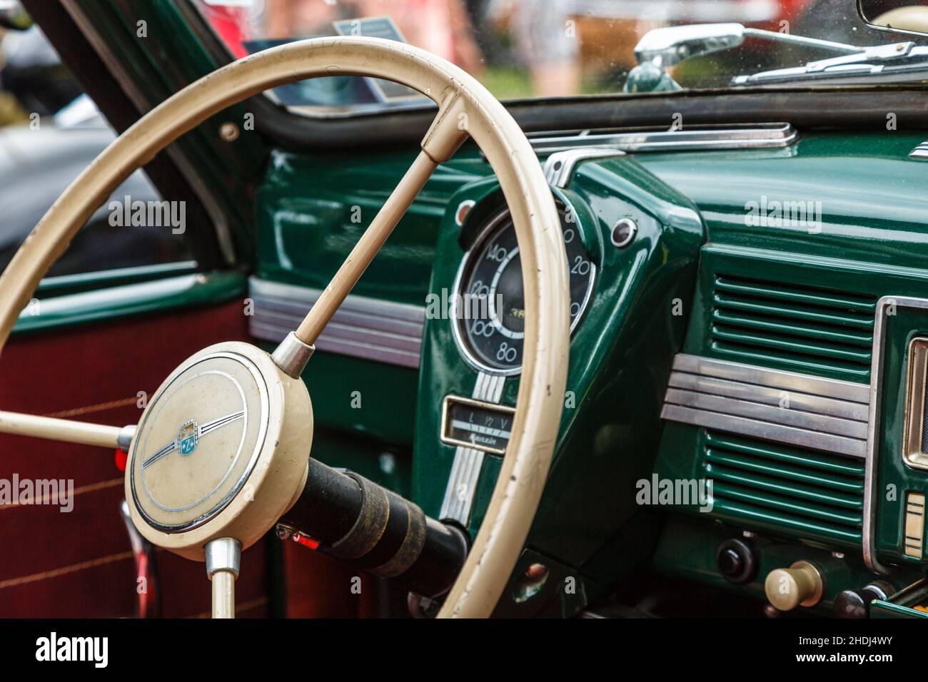 oldtimer, steering wheel, oldtimers, steering wheels Stock Photo - Alamy