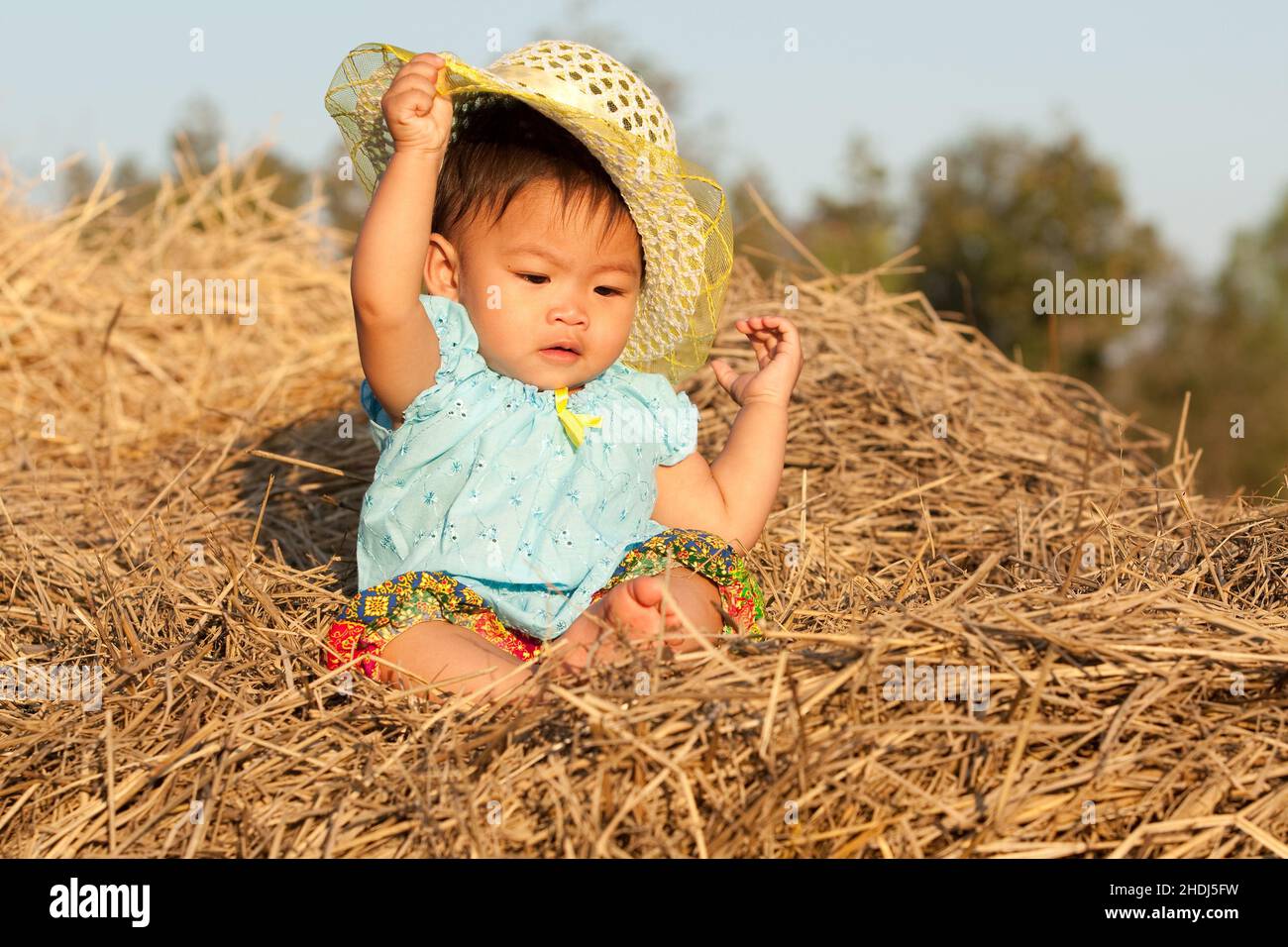 toddler, girl, infant, infants, toddlers, girls Stock Photo - Alamy
