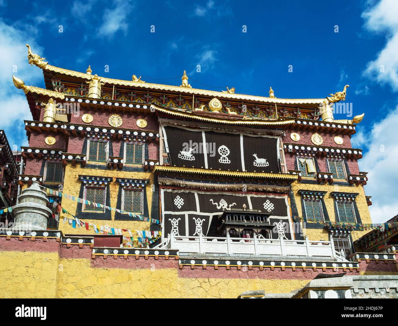 Yunnans architecture hi-res stock photography and images - Alamy