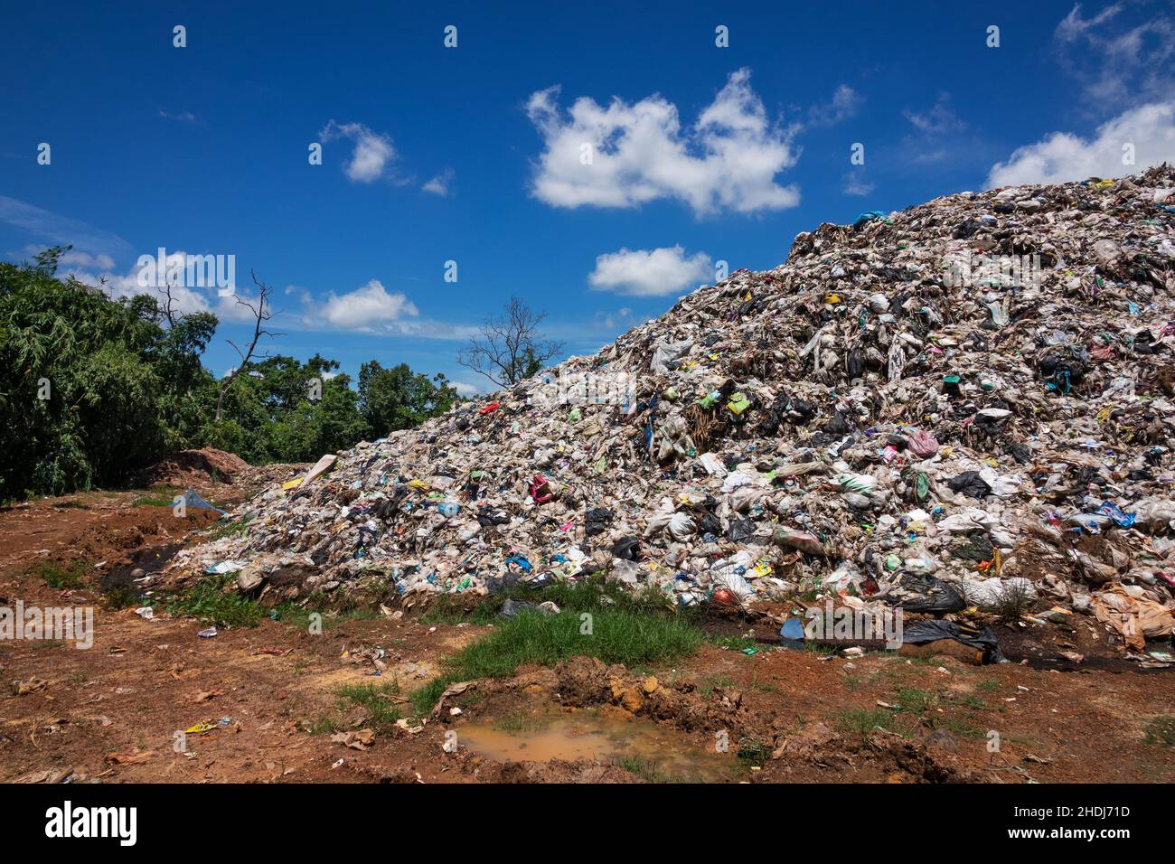 Plastic waste disposals hi-res stock photography and images - Alamy