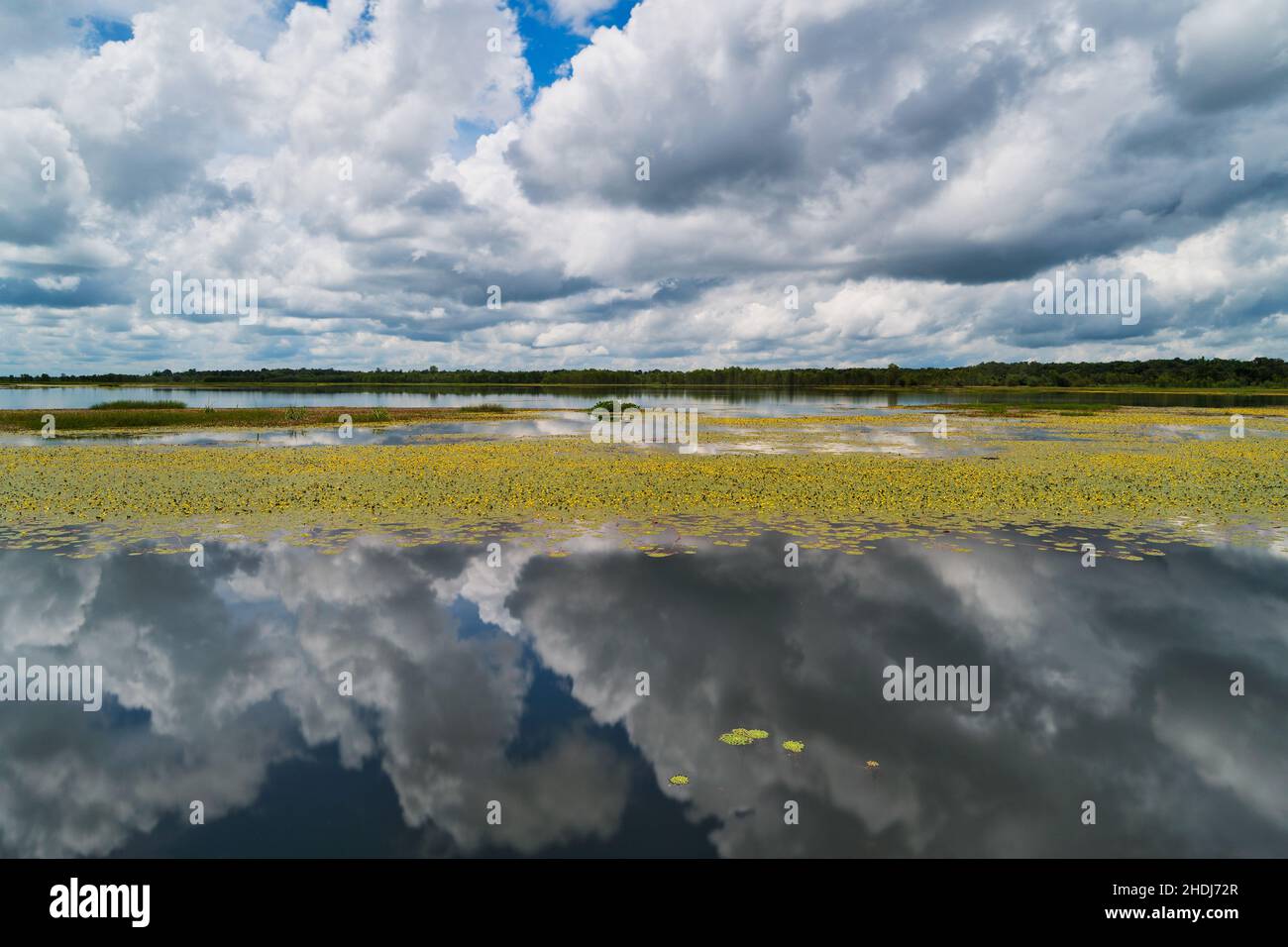 water reflection, cloud mirror, water reflections, cloud mirrors Stock ...
