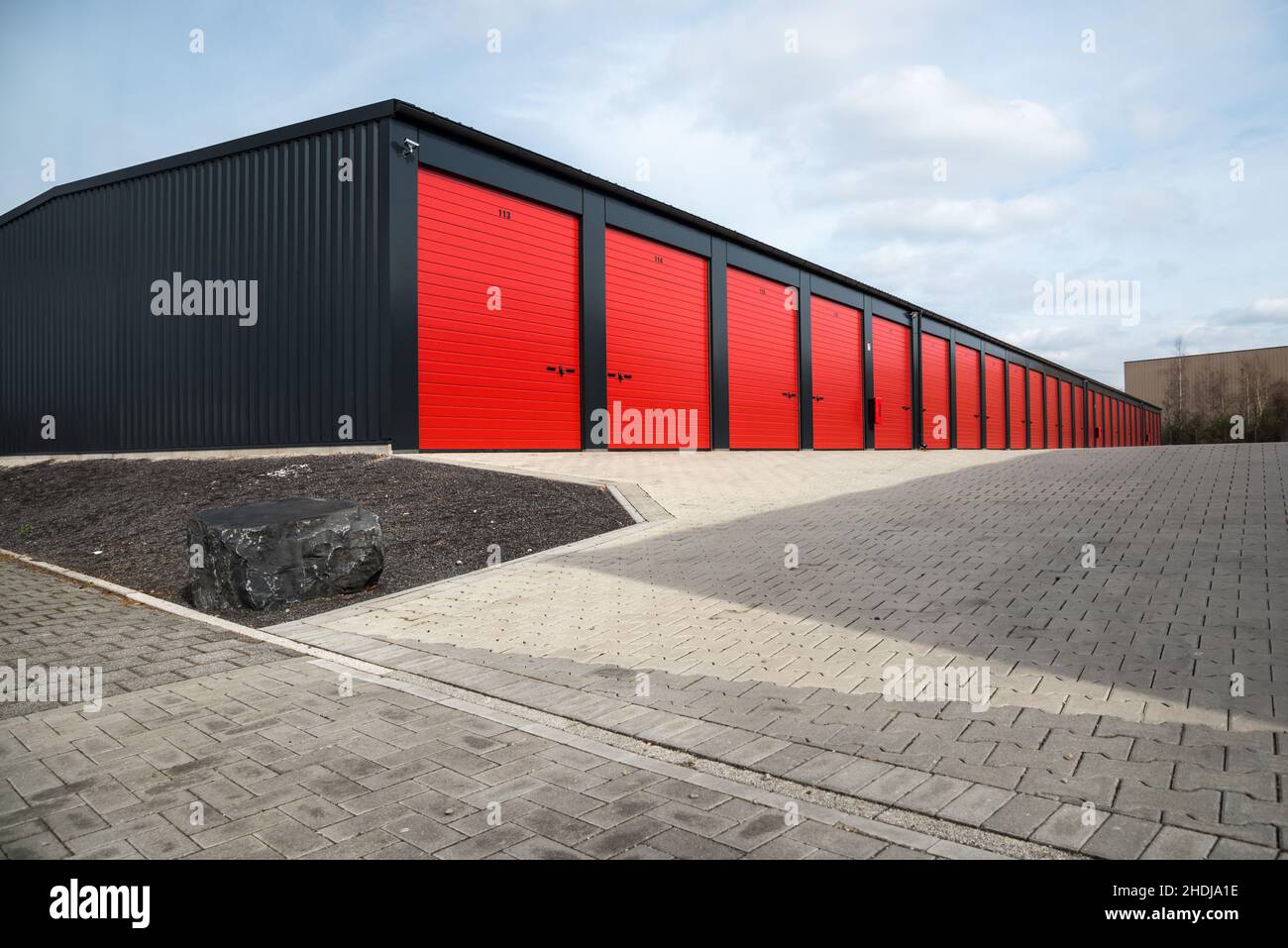 warehouse, garages, driveway, warehouses, garage, driveways, entrance ...