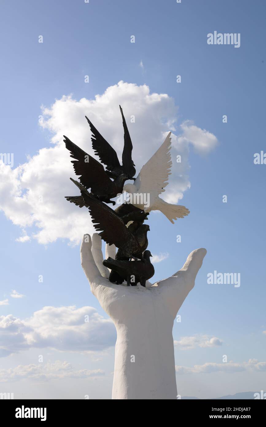 Peace movements hi-res stock photography and images - Alamy