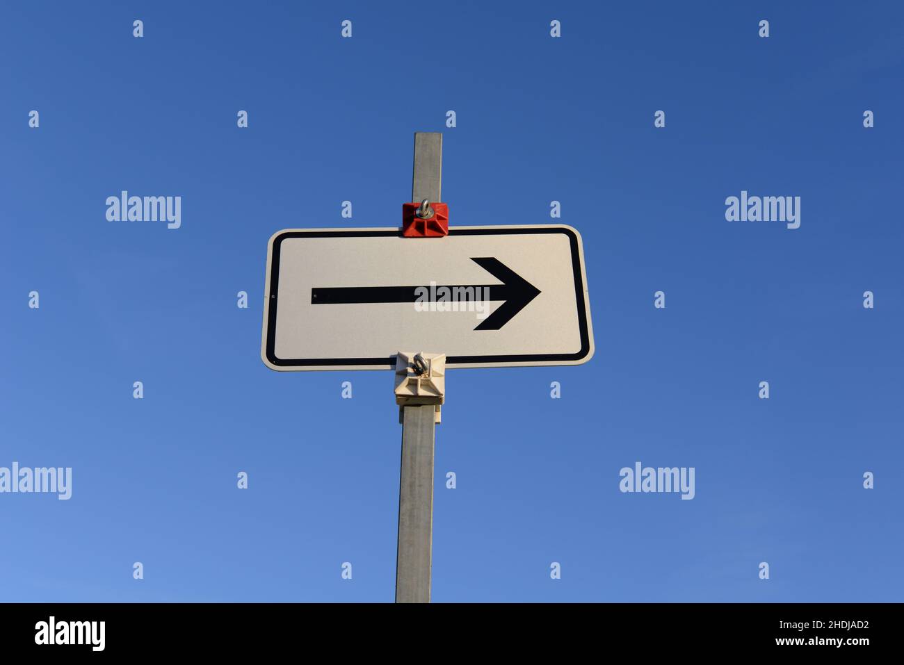 arrow, note, arrows, notes Stock Photo - Alamy