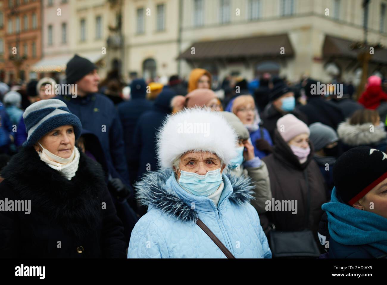 Warsaw, Poland. 06th Jan, 2022. An elderly woman wearing a face mask is ...