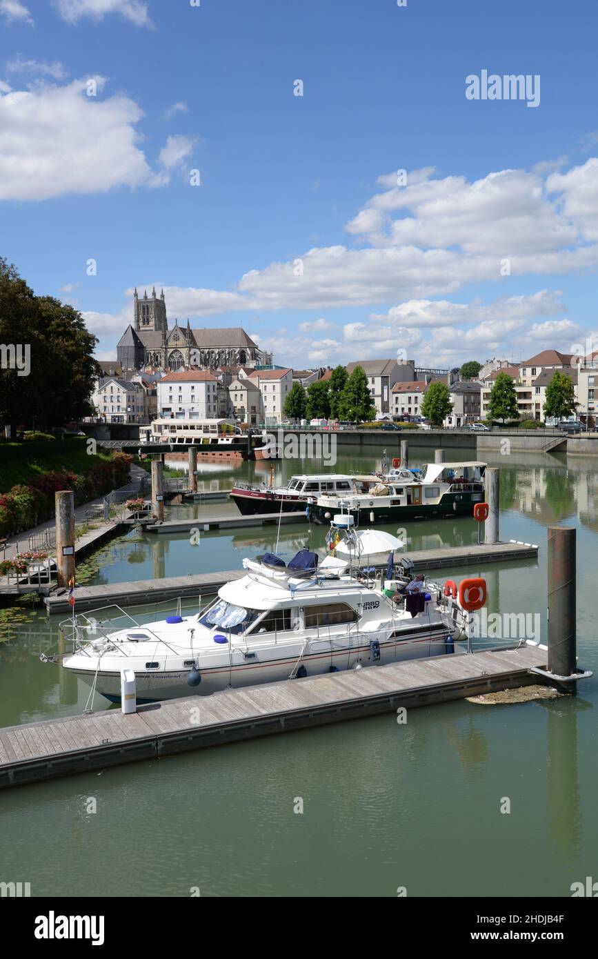 marne river, meaux, marne rivers Stock Photo - Alamy