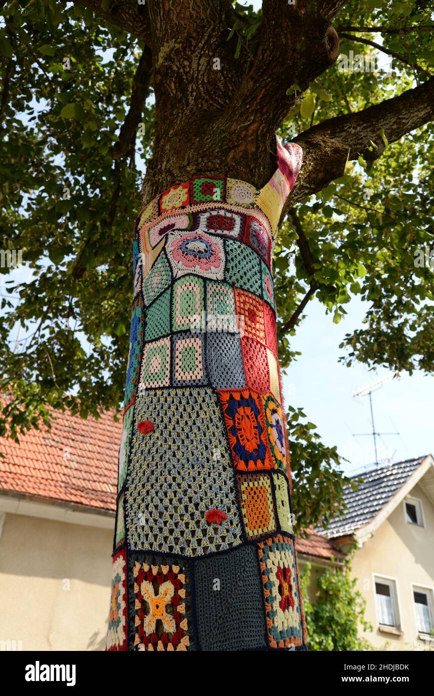 tree, tree trunk, crochet, trees, trunks, crochets Stock Photo - Alamy